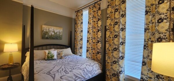 The Clinton Inn – Romance and Couple's Getaway Packages at The Clinton Inn