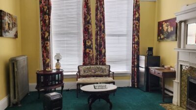 The Clinton Inn – Romance and Couple's Getaway Packages at The Clinton Inn